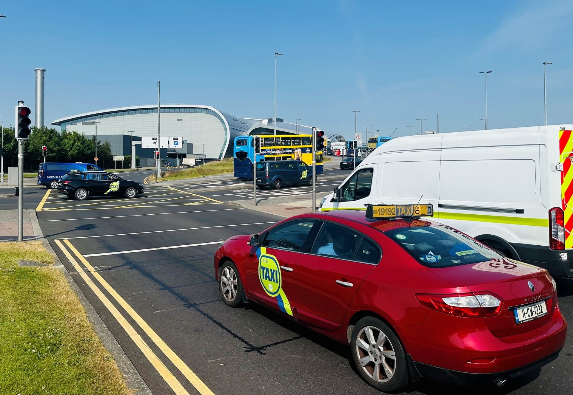 Daa Issues 300 Additional Taxi Permits to Operate at Dublin Airport ...