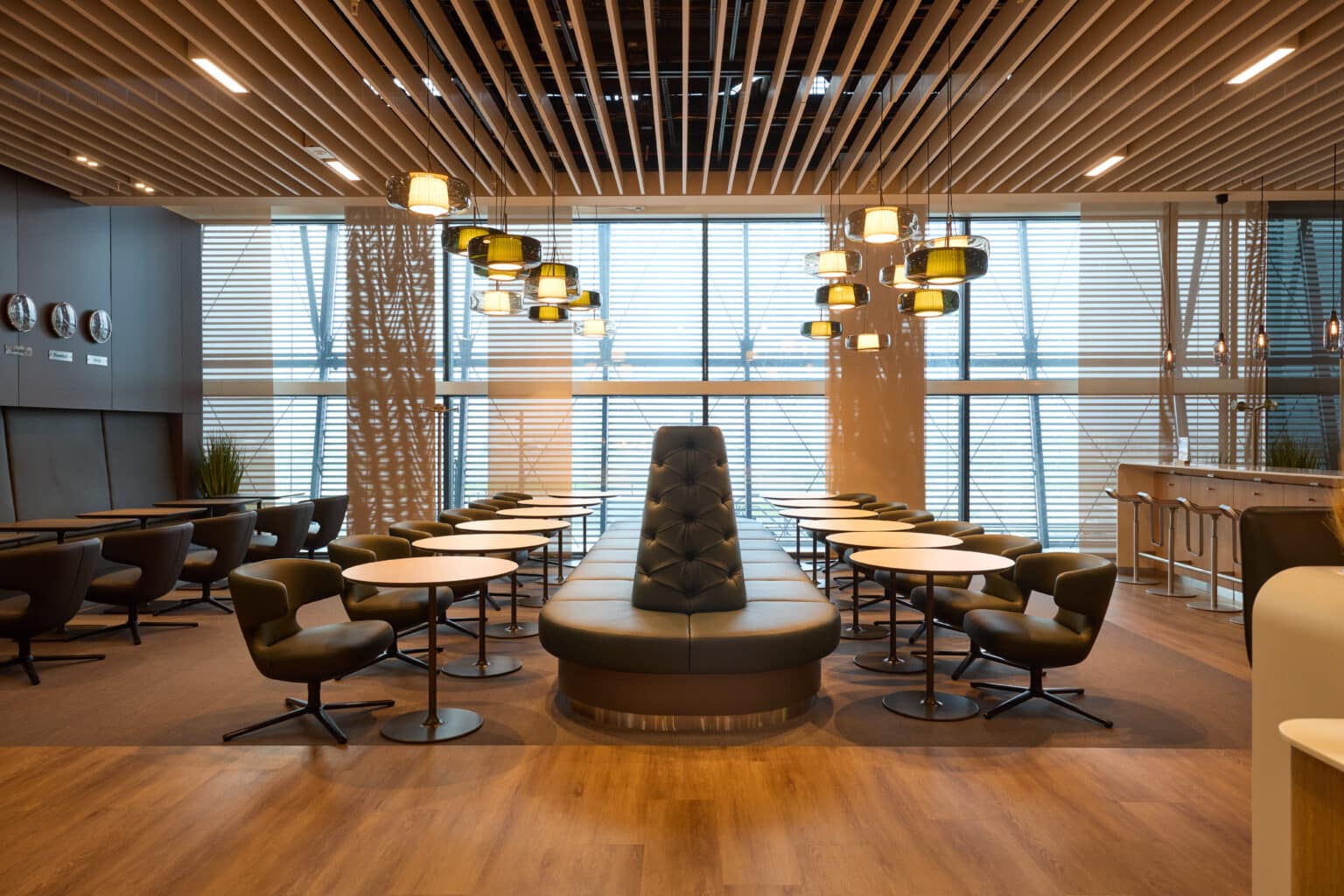 Lufthansa Opens Refurbished Passenger Lounge at London Heathrow | ittn.ie